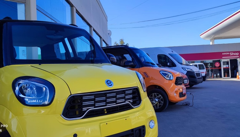 Video: Probamos a TITO, el primer auto eléctrico en la ciudad ...