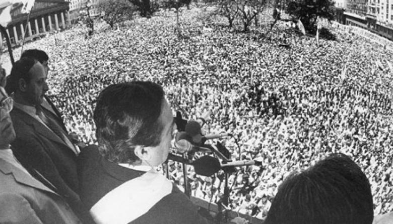 A 39 Años Del Retorno De La Democracia Con El Triunfo Del Radicalismo